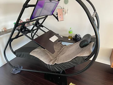 Reclining workstation store